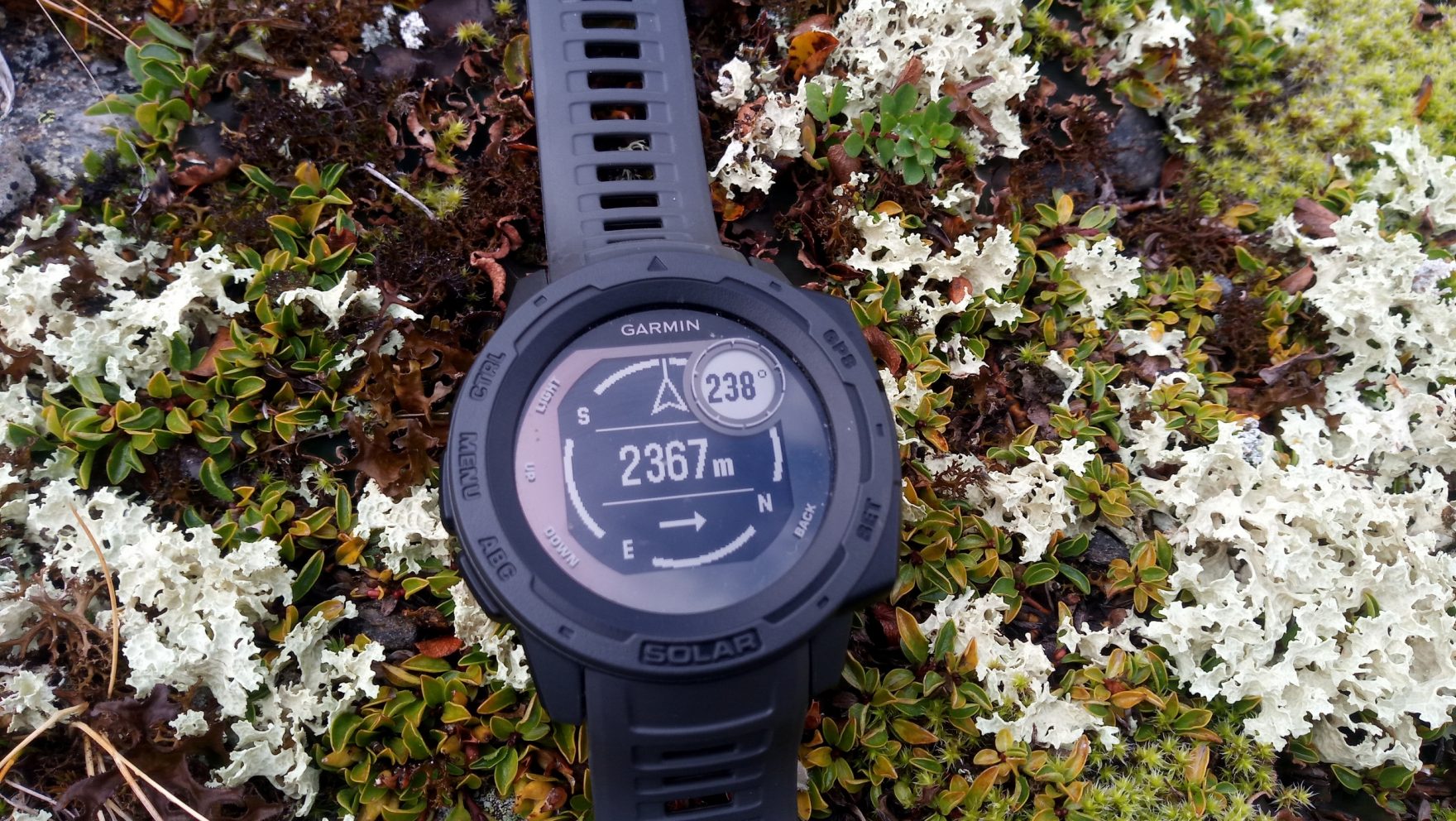 Recenze: Garmin Instinct Solar – sluneční hodinky pro 21. století ...