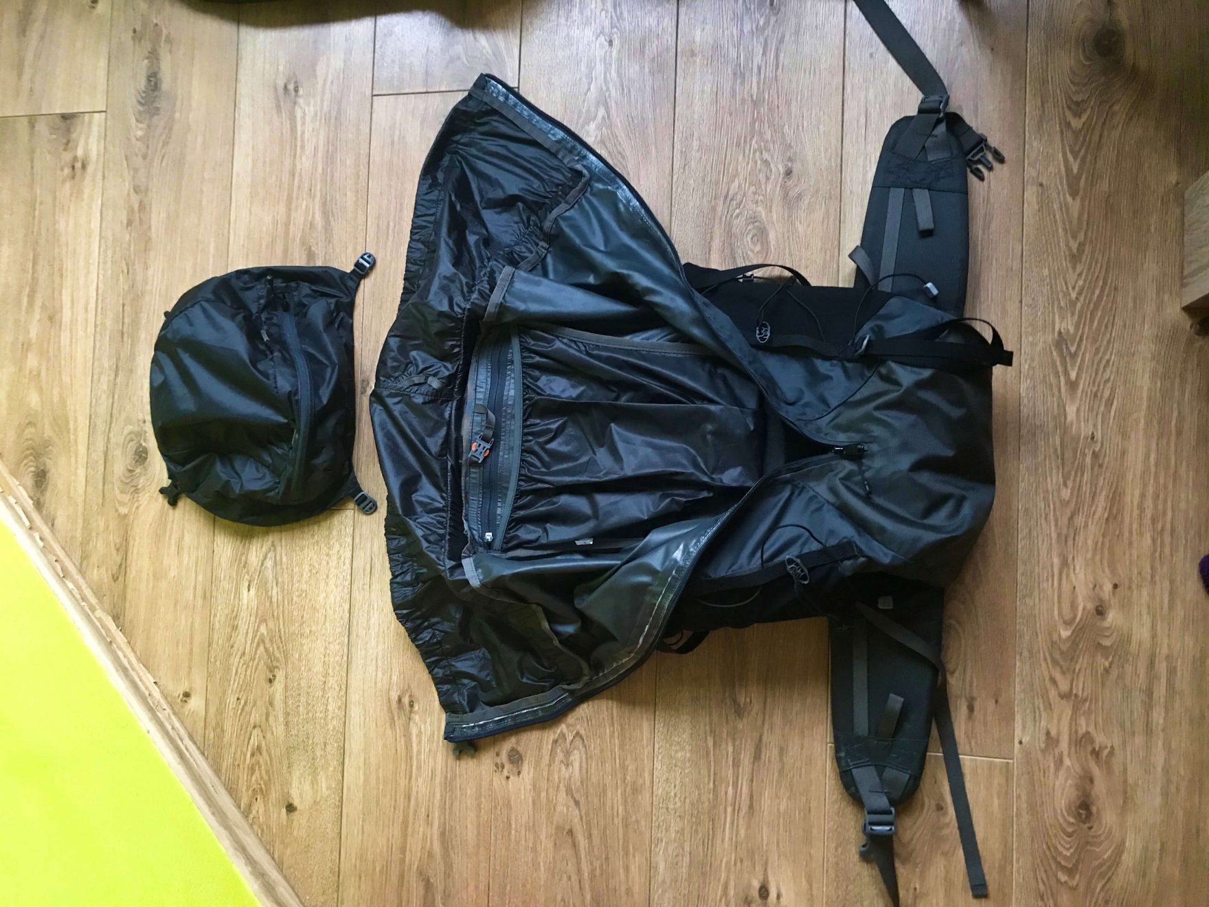 Recenze: BERGANS W HELIUM 40 L – ULTRALEHKÝ TURISTICKÝ DÁMSKÝ BATOH ...