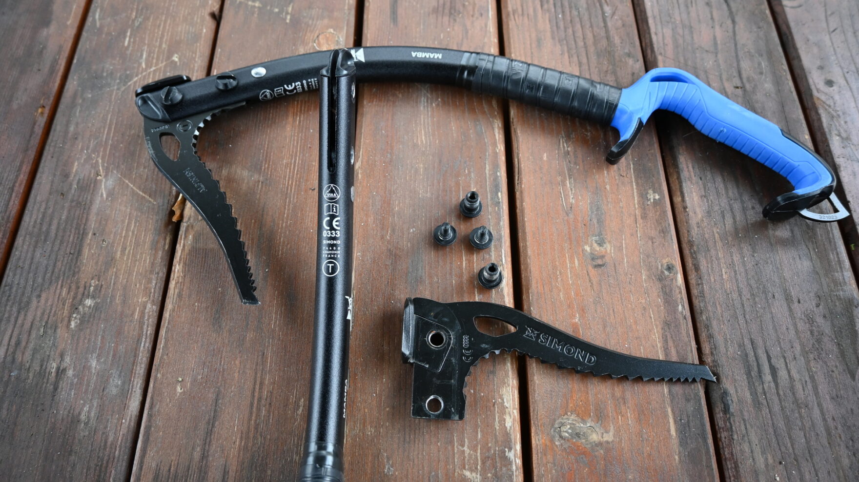 RECENZE: SIMOND MAMBA – CEPÍN NA LEDOPÁDY | SvětOutdooru