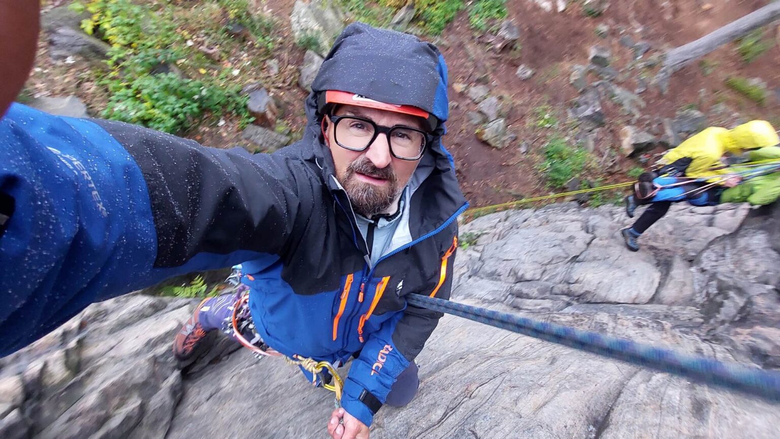 RECENZE: HIGH POINT RADICAL 4.0 – PRO POČASÍ, KTERÉ SI NEVYBÍRÁŠ ...